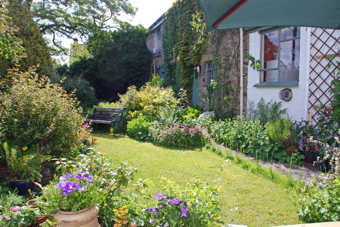 Lower House Guest House | 'a fine georgian town house'